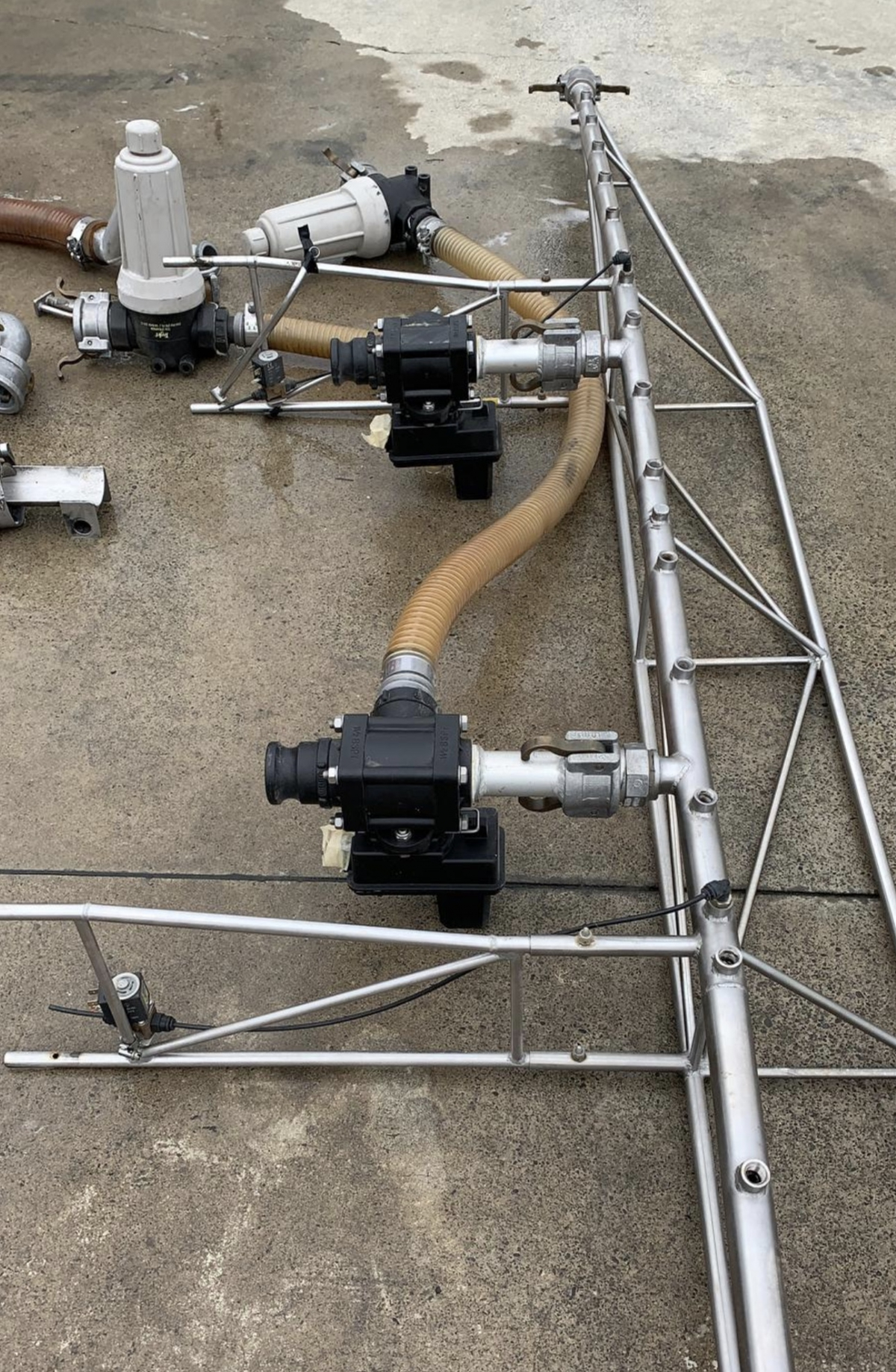 Robinson R44 Spray Gear – UK Aviation Sales